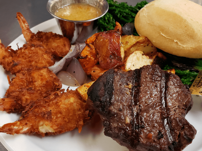 Dining at Glencroft | Glencroft Center for Modern Aging