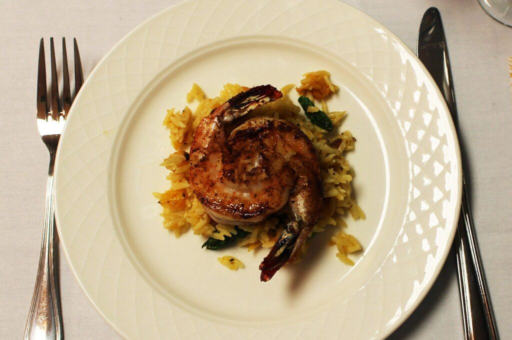 Dining at Glencroft | Glencroft Center for Modern Aging
